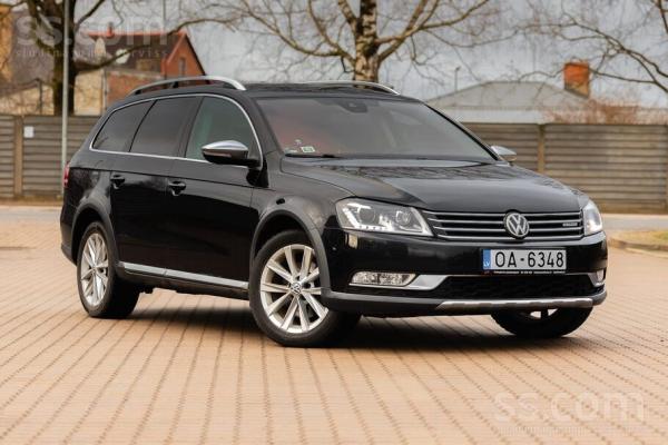 Black Volkswagen Passat Alltrack 2013 in Jelgava, with an engine capacity of 2.00 L and mileage of 295 thousand km for 8500 €, photo 6 on AUTOMOTO.COM.LV