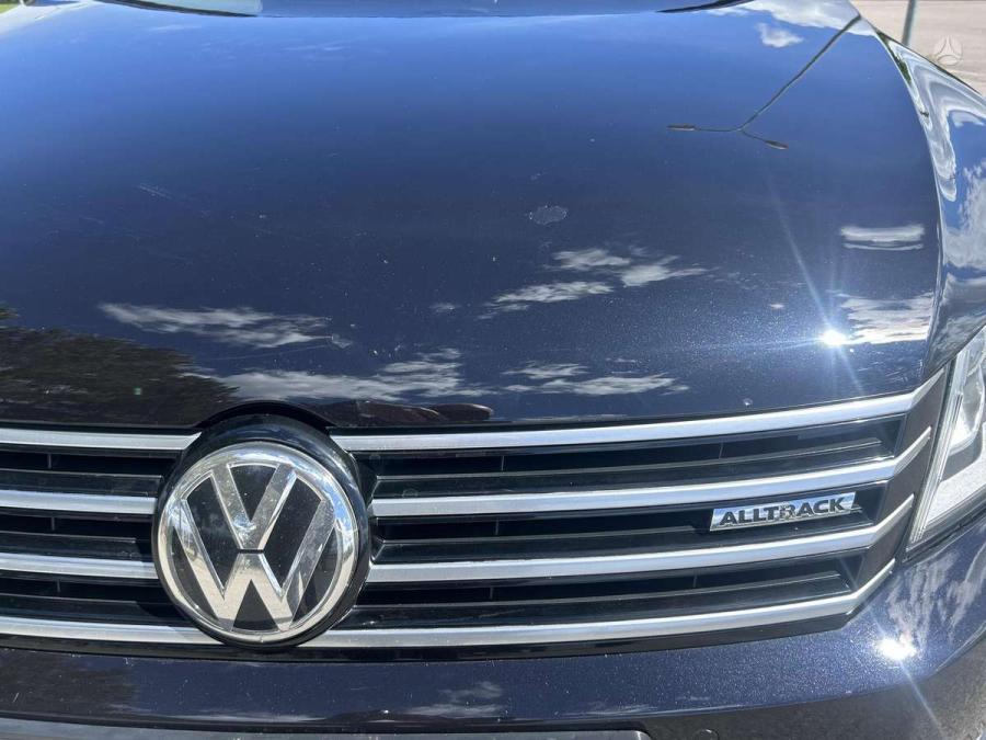 Melns Volkswagen Passat Alltrack 2013 Utena, ar dzinēja tilpumu 1.97 L un nobraukumu 280 tūkst. km par 7750 €, foto 3 vietnē AUTOMOTO.COM.LV