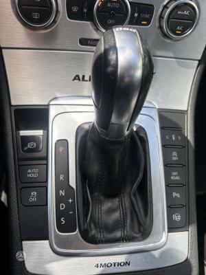 Melns Volkswagen Passat Alltrack 2013 Utena, ar dzinēja tilpumu 1.97 L un nobraukumu 280 tūkst. km par 7750 €, foto 10 vietnē AUTOMOTO.COM.LV