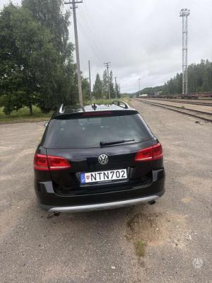 Melns Volkswagen Passat Alltrack 2013 Utena, ar dzinēja tilpumu 1.97 L un nobraukumu 280 tūkst. km par 7750 €, foto 16 vietnē AUTOMOTO.COM.LV