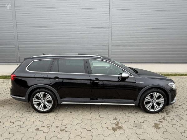 Melns Volkswagen Passat Alltrack 2016 Kauņa, ar dzinēja tilpumu 2.00 L un nobraukumu 263 tūkst. km par 12900 €, foto 8 vietnē AUTOMOTO.COM.LV
