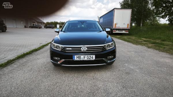 Melns Volkswagen Passat Alltrack 2016 Marijampole, ar dzinēja tilpumu 2.00 L un nobraukumu 267 tūkst. km par 13200 €, foto 3 vietnē AUTOMOTO.COM.LV