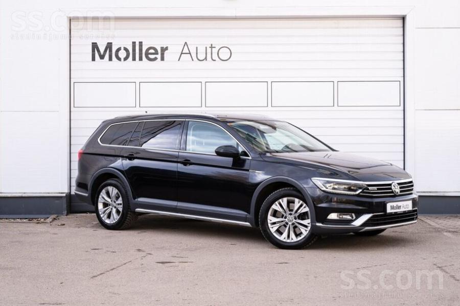 Black Volkswagen Passat Alltrack 2016 in Riga, with an engine capacity of 2.00 L and mileage of 156 thousand km for 13950 €, photo 3 on AUTOMOTO.COM.LV
