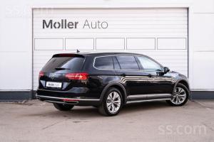 Black Volkswagen Passat Alltrack 2016 in Riga, with an engine capacity of 2.00 L and mileage of 156 thousand km for 13950 €, photo 4 on AUTOMOTO.COM.LV