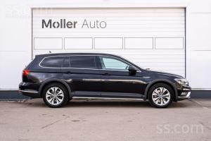 Black Volkswagen Passat Alltrack 2016 in Riga, with an engine capacity of 2.00 L and mileage of 156 thousand km for 13950 €, photo 6 on AUTOMOTO.COM.LV