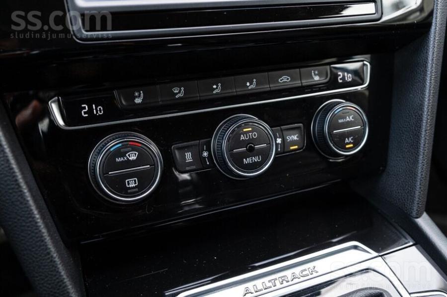 Black Volkswagen Passat Alltrack 2016 in Riga, with an engine capacity of 2.00 L and mileage of 156 thousand km for 13950 €, photo 16 on AUTOMOTO.COM.LV