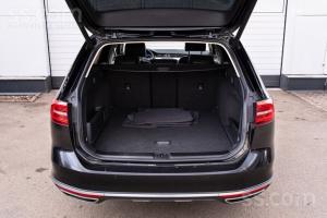 Black Volkswagen Passat Alltrack 2016 in Riga, with an engine capacity of 2.00 L and mileage of 156 thousand km for 13950 €, photo 19 on AUTOMOTO.COM.LV