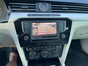 Melns Volkswagen Passat Alltrack 2016 Rīga, ar dzinēja tilpumu 2.00 L un nobraukumu 326 tūkst. km par 16550 €, foto 10 vietnē AUTOMOTO.COM.LV