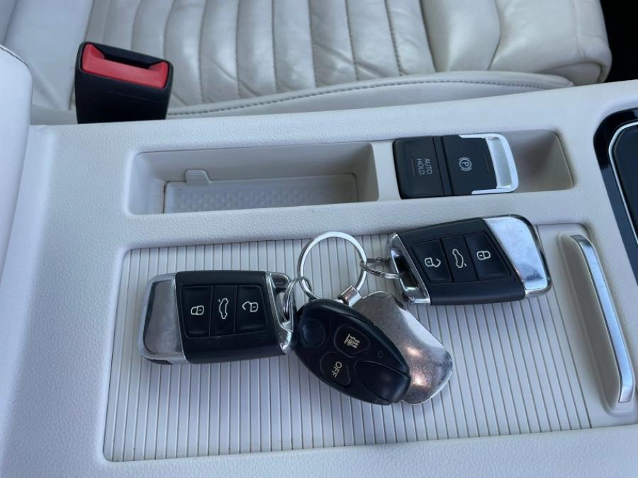 Melns Volkswagen Passat Alltrack 2016 Rīga, ar dzinēja tilpumu 2.00 L un nobraukumu 326 tūkst. km par 16550 €, foto 12 vietnē AUTOMOTO.COM.LV