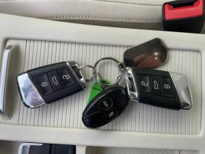Melns Volkswagen Passat Alltrack 2016 Rīga, ar dzinēja tilpumu 2.00 L un nobraukumu 326 tūkst. km par 16550 €, foto 24 vietnē AUTOMOTO.COM.LV