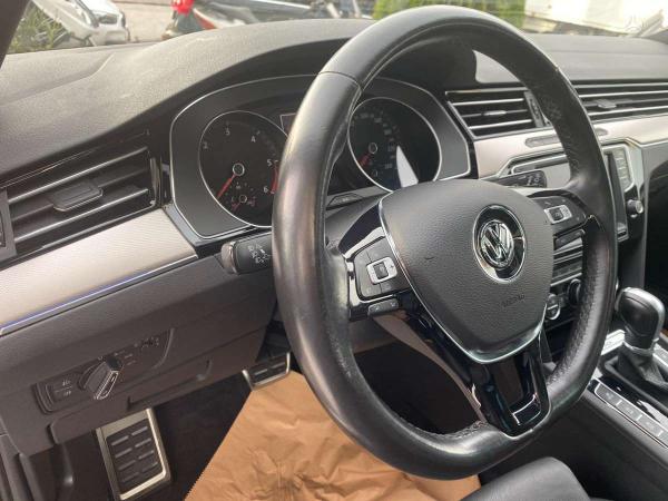 Melns Volkswagen Passat Alltrack 2016 Kauņa, ar dzinēja tilpumu 2.00 L un nobraukumu 200 tūkst. km par 13500 €, foto 10 vietnē AUTOMOTO.COM.LV