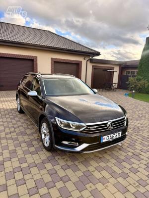 Melns Volkswagen Passat Alltrack 2016 Viļņa, ar dzinēja tilpumu 2.00 L un nobraukumu 300 tūkst. km par 10000 €, foto 3 vietnē AUTOMOTO.COM.LV
