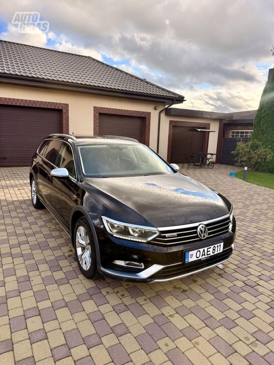 Melns Volkswagen Passat Alltrack 2016 Viļņa, ar dzinēja tilpumu 2.00 L un nobraukumu 300 tūkst. km par 10000 €, foto 3 vietnē AUTOMOTO.COM.LV