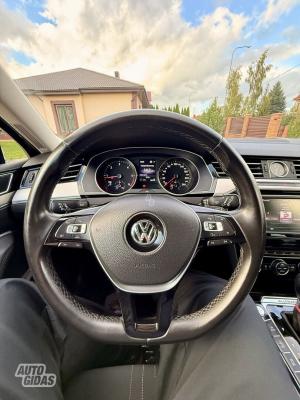 Melns Volkswagen Passat Alltrack 2016 Viļņa, ar dzinēja tilpumu 2.00 L un nobraukumu 300 tūkst. km par 10000 €, foto 9 vietnē AUTOMOTO.COM.LV