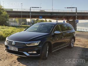 Black Volkswagen Passat Alltrack 2017 in Riga, with an engine capacity of 2.00 L and mileage of 308 thousand km for 10400 €, photo  on AUTOMOTO.COM.LV