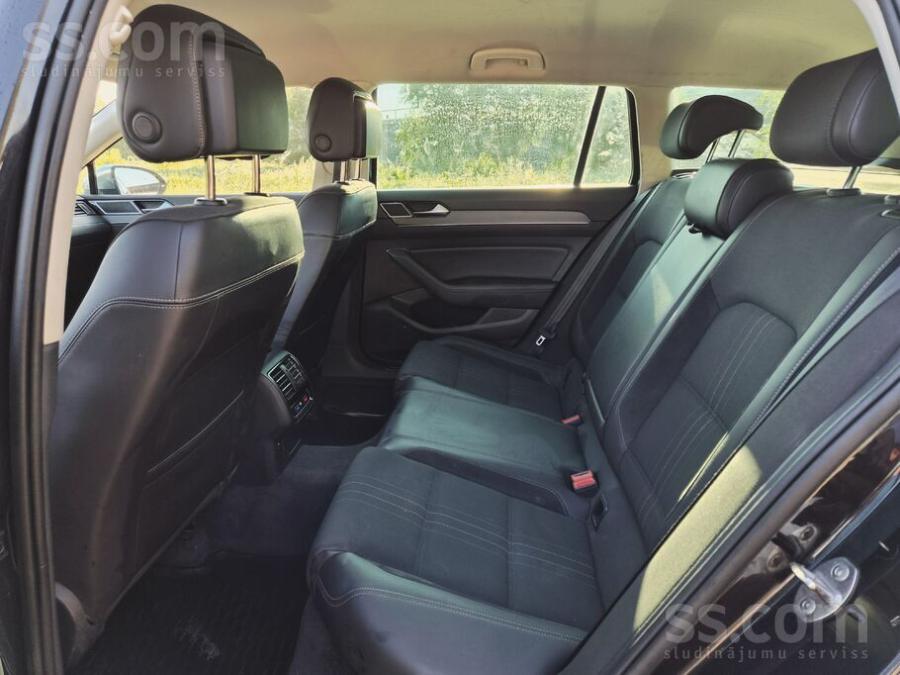 Black Volkswagen Passat Alltrack 2017 in Riga, with an engine capacity of 2.00 L and mileage of 308 thousand km for 10400 €, photo 10 on AUTOMOTO.COM.LV