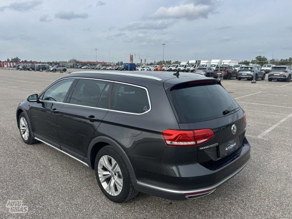 Черный Фольксваген Пассат Альтрак 2017 в Вильнюс, объемом двигателя 2.00 л и пробегом 309 тыс. км за 15500 €, фото 8 на AUTOMOTO.COM.LV