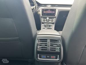 Black Volkswagen Passat Alltrack 2017 in Vilnius, with an engine capacity of 2.00 L and mileage of 309 thousand km for 15500 €, photo 16 on AUTOMOTO.COM.LV