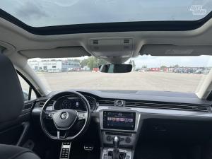 Black Volkswagen Passat Alltrack 2017 in Vilnius, with an engine capacity of 2.00 L and mileage of 309 thousand km for 15500 €, photo 18 on AUTOMOTO.COM.LV
