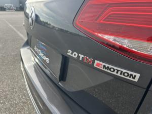 Black Volkswagen Passat Alltrack 2017 in Vilnius, with an engine capacity of 2.00 L and mileage of 309 thousand km for 15500 €, photo 20 on AUTOMOTO.COM.LV
