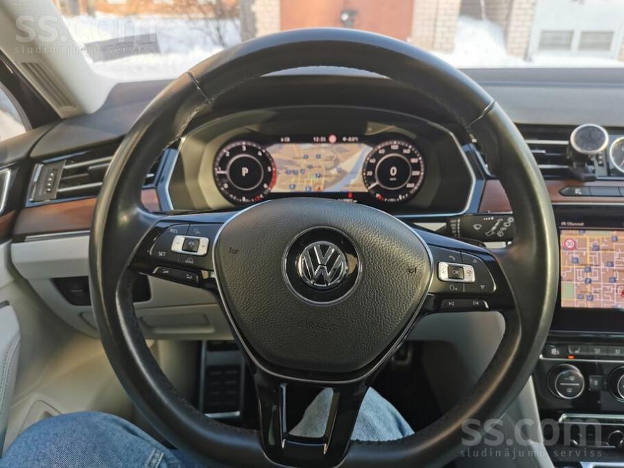 Melns Volkswagen Passat Alltrack 2018 Daugavpils, ar dzinēja tilpumu 2.00 L un nobraukumu 143 tūkst. km par 24200 €, foto 26 vietnē AUTOMOTO.COM.LV