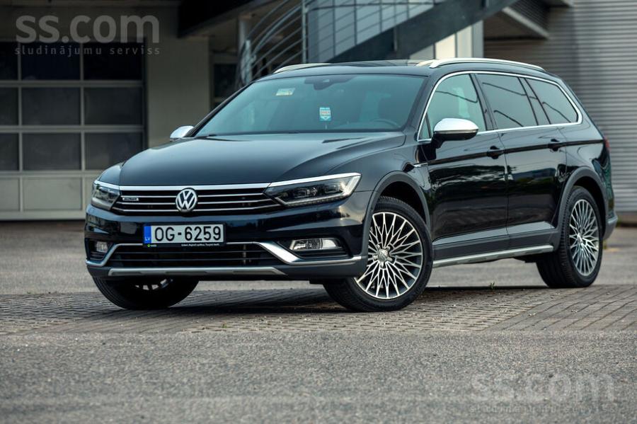 Melns Volkswagen Passat Alltrack 2018 Rīga, ar dzinēja tilpumu 2.00 L un nobraukumu 240 tūkst. km par 15250 €, foto 1 vietnē AUTOMOTO.COM.LV