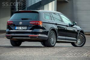 Melns Volkswagen Passat Alltrack 2018 Rīga, ar dzinēja tilpumu 2.00 L un nobraukumu 240 tūkst. km par 15250 €, foto 3 vietnē AUTOMOTO.COM.LV
