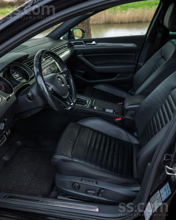 Melns Volkswagen Passat Alltrack 2018 Rīga, ar dzinēja tilpumu 2.00 L un nobraukumu 240 tūkst. km par 15250 €, foto 5 vietnē AUTOMOTO.COM.LV