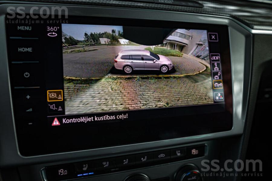 Melns Volkswagen Passat Alltrack 2018 Rīga, ar dzinēja tilpumu 2.00 L un nobraukumu 240 tūkst. km par 15250 €, foto 18 vietnē AUTOMOTO.COM.LV