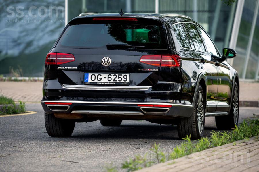 Melns Volkswagen Passat Alltrack 2018 Rīga, ar dzinēja tilpumu 2.00 L un nobraukumu 240 tūkst. km par 15250 €, foto 35 vietnē AUTOMOTO.COM.LV