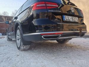 Black Volkswagen Passat Alltrack 2018 in Daugavpils, with an engine capacity of 2.00 L and mileage of 143 thousand km for 23000 €, photo 11 on AUTOMOTO.COM.LV