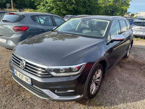 Melns Volkswagen Passat Alltrack 2018 Tauragė, ar dzinēja tilpumu 1.97 L un nobraukumu 162 tūkst. km par 14600 €, foto 3 vietnē AUTOMOTO.COM.LV