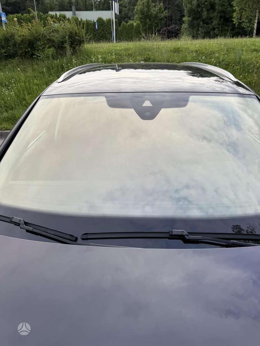 Black Volkswagen Passat Alltrack 2018 in Vilnius, with an engine capacity of 2.00 L and mileage of 104 thousand km for 22250 €, photo 12 on AUTOMOTO.COM.LV
