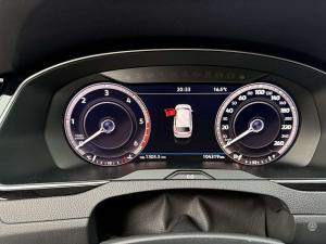Black Volkswagen Passat Alltrack 2018 in Vilnius, with an engine capacity of 2.00 L and mileage of 104 thousand km for 22250 €, photo 19 on AUTOMOTO.COM.LV