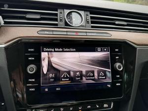Black Volkswagen Passat Alltrack 2018 in Vilnius, with an engine capacity of 2.00 L and mileage of 104 thousand km for 22250 €, photo 22 on AUTOMOTO.COM.LV
