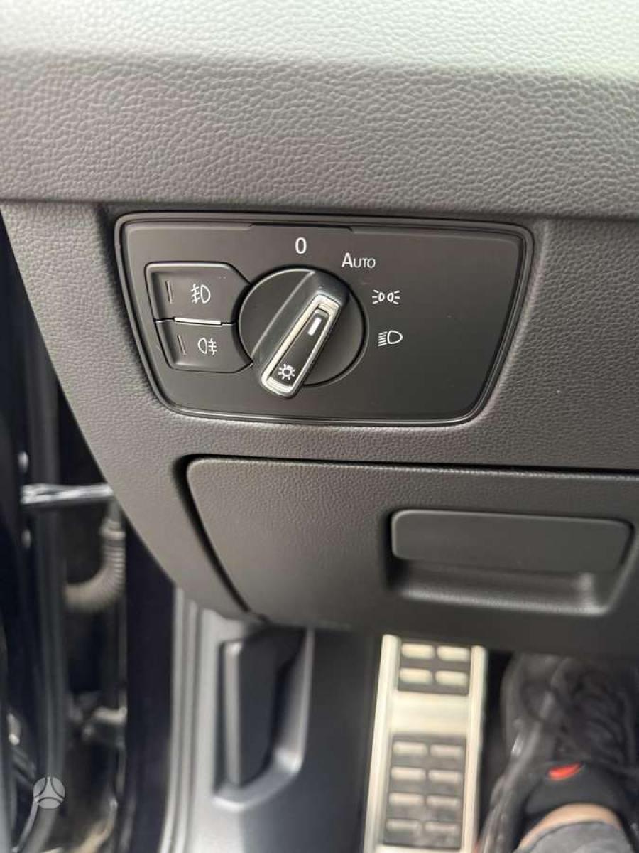 Black Volkswagen Passat Alltrack 2018 in Vilnius, with an engine capacity of 2.00 L and mileage of 104 thousand km for 22250 €, photo 25 on AUTOMOTO.COM.LV