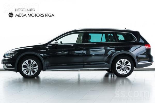 Melns Volkswagen Passat Alltrack 2018 Rīga, ar dzinēja tilpumu 2.00 L un nobraukumu 189 tūkst. km par 15900 €, foto 10 vietnē AUTOMOTO.COM.LV