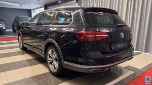 Melns Volkswagen Passat Alltrack 2019 Mārupe, ar dzinēja tilpumu 2.00 L un nobraukumu 69 tūkst. km par 26990 €, foto 2 vietnē AUTOMOTO.COM.LV