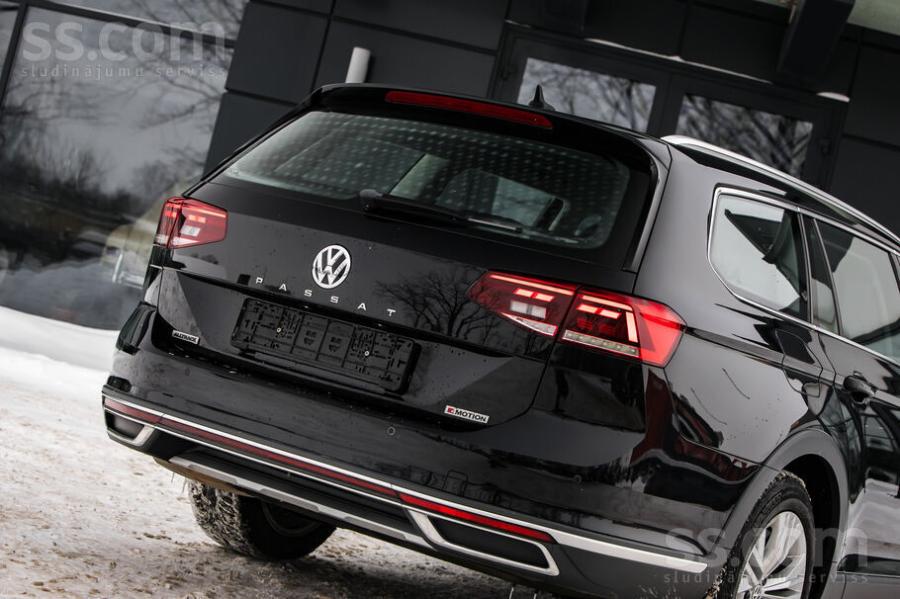 Melns Volkswagen Passat Alltrack 2019 Jelgava, ar dzinēja tilpumu 2.00 L un nobraukumu 119 tūkst. km par 18900 €, foto 10 vietnē AUTOMOTO.COM.LV