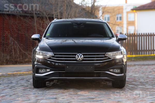 Melns Volkswagen Passat Alltrack 2019 Jelgava, ar dzinēja tilpumu 2.00 L un nobraukumu 119 tūkst. km par 17300 €, foto 3 vietnē AUTOMOTO.COM.LV