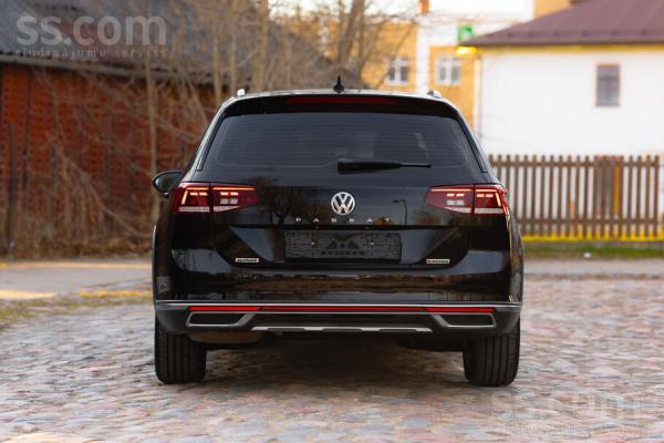 Melns Volkswagen Passat Alltrack 2019 Jelgava, ar dzinēja tilpumu 2.00 L un nobraukumu 119 tūkst. km par 17300 €, foto 6 vietnē AUTOMOTO.COM.LV