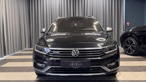 Melns Volkswagen Passat Alltrack 2019 Rīga, ar dzinēja tilpumu 2.00 L un nobraukumu 70 tūkst. km par 25990 €, foto  vietnē AUTOMOTO.COM.LV