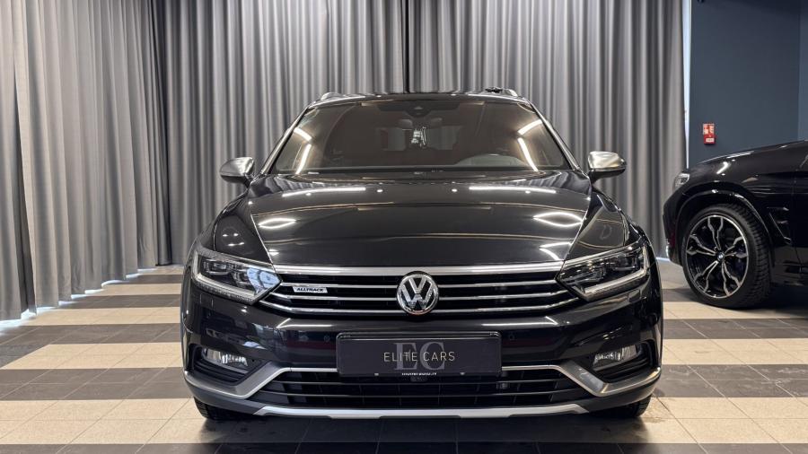 Melns Volkswagen Passat Alltrack 2019 Rīga, ar dzinēja tilpumu 2.00 L un nobraukumu 70 tūkst. km par 25990 €, foto 1 vietnē AUTOMOTO.COM.LV