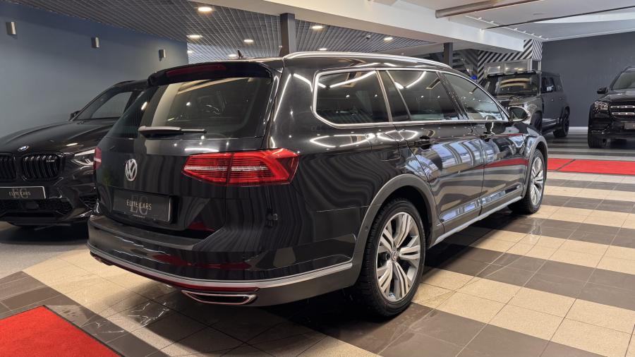 Melns Volkswagen Passat Alltrack 2019 Rīga, ar dzinēja tilpumu 2.00 L un nobraukumu 70 tūkst. km par 25990 €, foto 5 vietnē AUTOMOTO.COM.LV