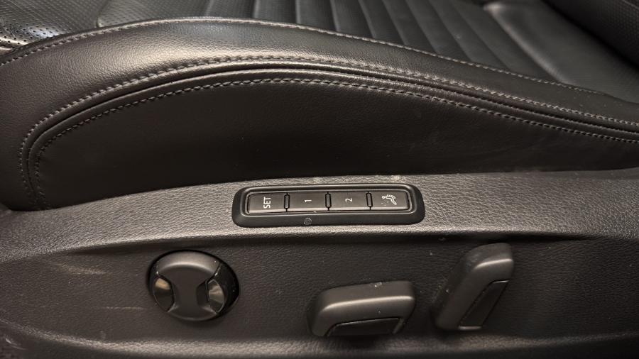 Melns Volkswagen Passat Alltrack 2019 Rīga, ar dzinēja tilpumu 2.00 L un nobraukumu 70 tūkst. km par 25990 €, foto 9 vietnē AUTOMOTO.COM.LV