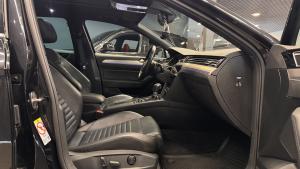 Melns Volkswagen Passat Alltrack 2019 Rīga, ar dzinēja tilpumu 2.00 L un nobraukumu 70 tūkst. km par 25990 €, foto 12 vietnē AUTOMOTO.COM.LV