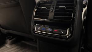 Melns Volkswagen Passat Alltrack 2019 Rīga, ar dzinēja tilpumu 2.00 L un nobraukumu 70 tūkst. km par 25990 €, foto 15 vietnē AUTOMOTO.COM.LV