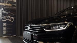 Melns Volkswagen Passat Alltrack 2019 Rīga, ar dzinēja tilpumu 2.00 L un nobraukumu 70 tūkst. km par 25990 €, foto 26 vietnē AUTOMOTO.COM.LV