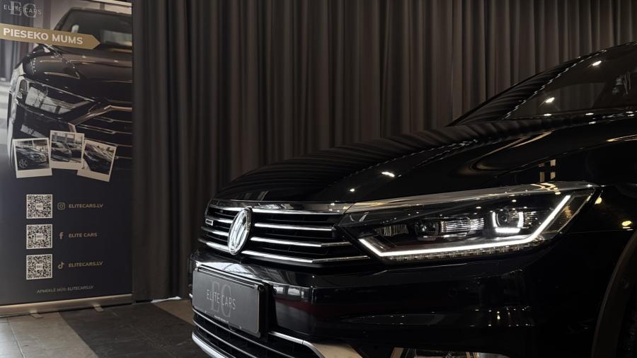 Melns Volkswagen Passat Alltrack 2019 Rīga, ar dzinēja tilpumu 2.00 L un nobraukumu 70 tūkst. km par 25990 €, foto 26 vietnē AUTOMOTO.COM.LV