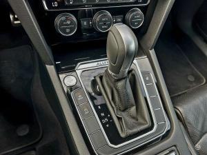 Black Volkswagen Passat Alltrack 2019 in Utena, with an engine capacity of 1.97 L and mileage of 178 thousand km for 19950 €, photo 21 on AUTOMOTO.COM.LV